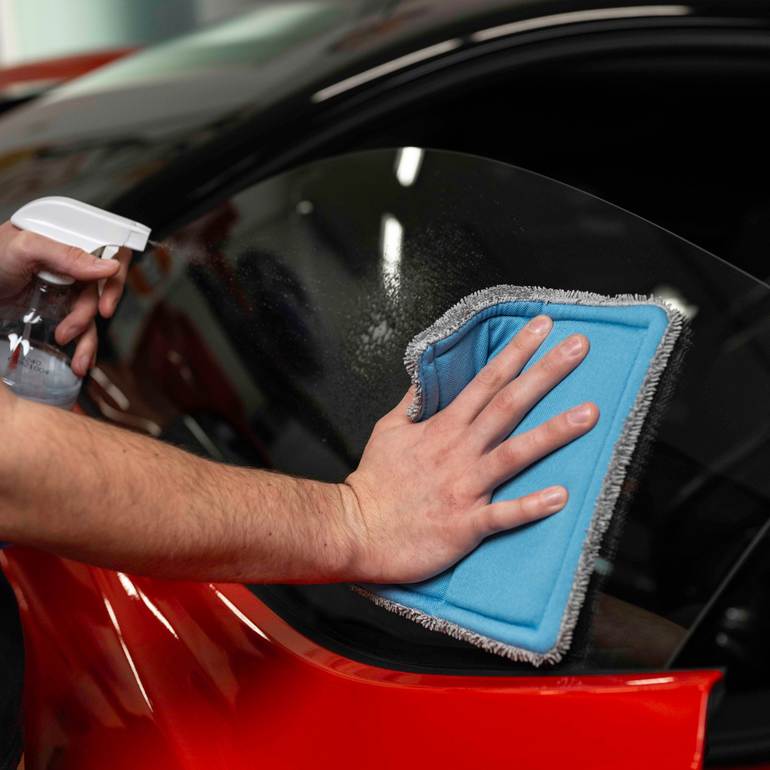 Car Window Cleaning Tips with the Amphibian Glass Towel — Autofiber